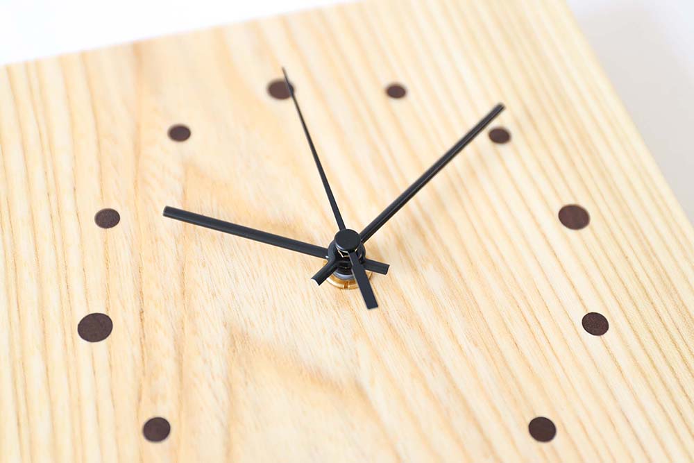 Asahikawa craft Suzuki Studio Simple clock | 無垢にこだわる旭川家具・飛騨家具の専門店 | MUKU工房