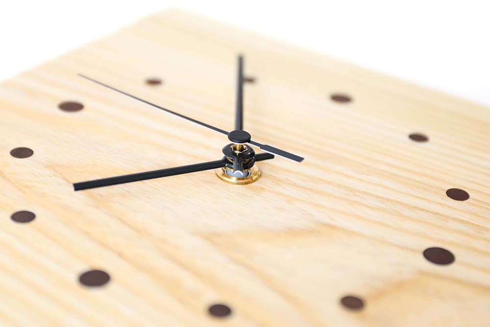 Asahikawa craft Suzuki Studio Simple clock | 無垢にこだわる旭川家具・飛騨家具の専門店 | MUKU工房